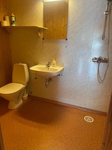 Midttun Camping og Feriehytter, Vossestrand (prisene oppdatert 2024)