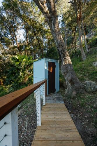 Currawong Beach Cottages, Great Mackerel Beach (updated prices 2025)
