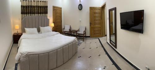 Roomi Guest House, Islamabad (updated prices 2024)
