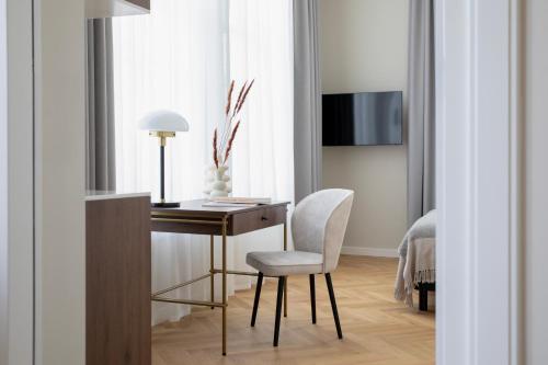 Bob W Oosterpark, Amsterdam – Updated 2024 Prices