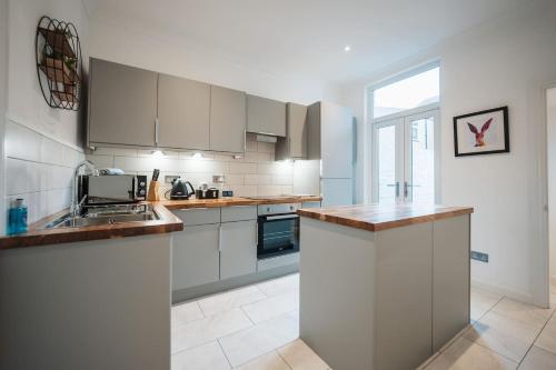 Hanson House, Redcar (updated prices 2024)