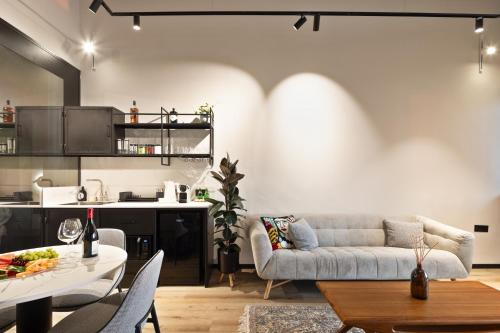 Samuel TLV - Geula Beach, Tel Aviv (updated prices 2024)