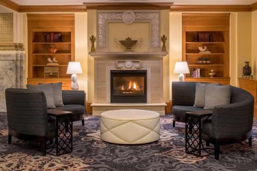 Embassy Suites by Hilton Portland Downtown, Portland – Updated 2023 Prices