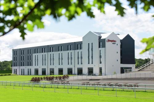 Hampton By Hilton Hamilton Park, Hamilton – Updated 2024 Prices