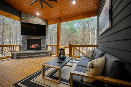 The Ember House - Luxury Honeymoon Cabin, Broken Bow (updated prices 2025)