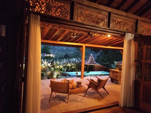 Joglo Omah Kempalan, Private Pool Villa in Sentul, Bogor, Cimandala (updated prices 2024)