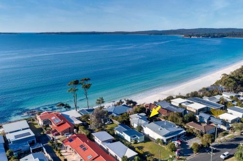 Seascape Cottage at Hyams Beach, Hyams Beach (updated prices 2025)