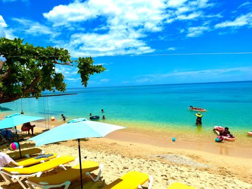 Sand and Tan Beach Hotel, Ocho Rios – Updated 2023 Prices