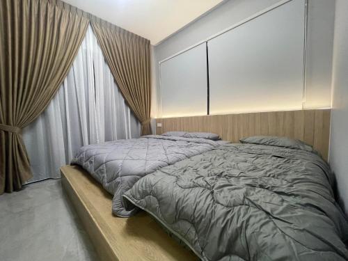 Imperio Residence Melaka - Private Jacuzzi with Seacityview stay with ...