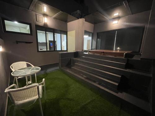 Imperio Residence Melaka - Private Jacuzzi with Seacityview stay with ...