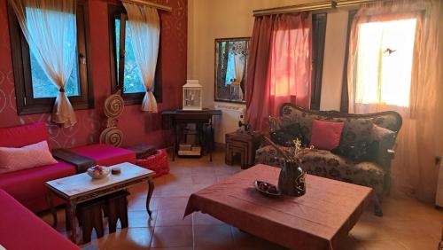 Nenis house, Nea Roda – Updated 2024 Prices