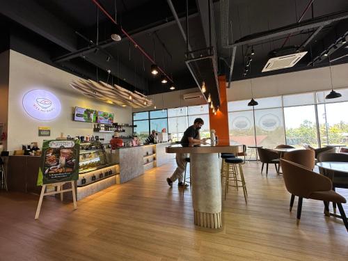 ITCC Manhattan Suites by Stay In 5-6pax, Donggongon (updated prices 2024)