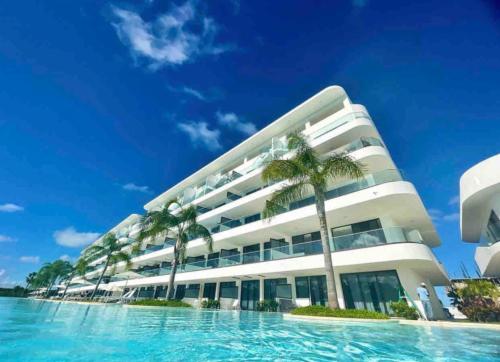 Cana Rock Star infinity pool, golf & beach club, Punta Cana (updated ...
