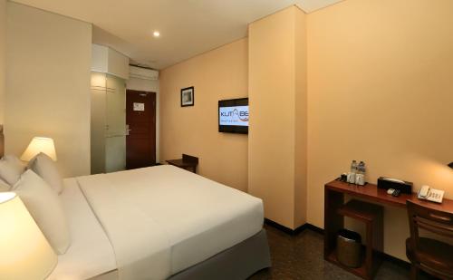 Kutabex Beachfront Hotel, Kuta (updated prices 2025)