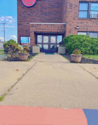 Illini Inn & Suites, Rantoul (updated prices 2025)