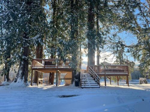 Riverfront Getaway on the Wild and Scenic, Sedro-Woolley (updated ...
