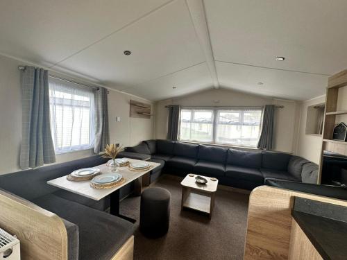 8 Berth Caravan in St Osyth, Jaywick Sands (updated prices 2024)