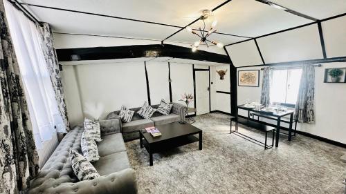 The Ostrich Inn Colnbrook London Heathrow, Slough – Updated 2024 Prices
