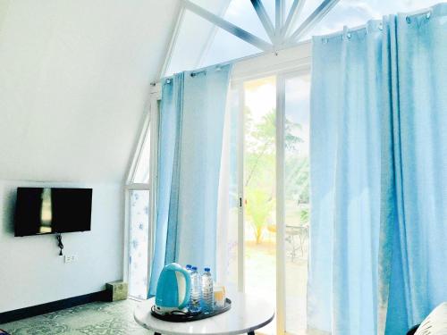 Bolo Hills Beach Club And Residence, Alaminos (updated prices 2024)