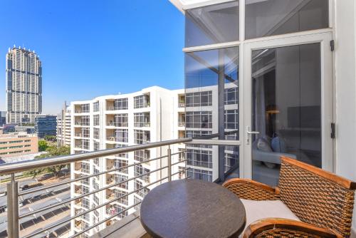 Hydro Park Residences in Sandton WITH GENERATOR, Johannesburg (updated ...