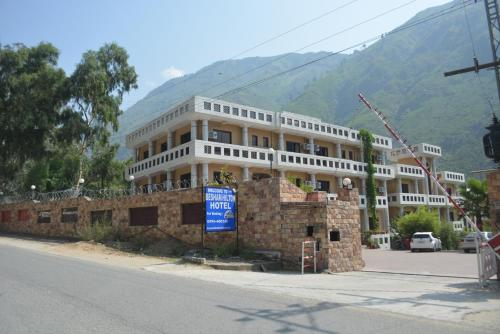 Besham Hilton Hotel, by LMC, Kalām – Bijgewerkte prijzen 2023