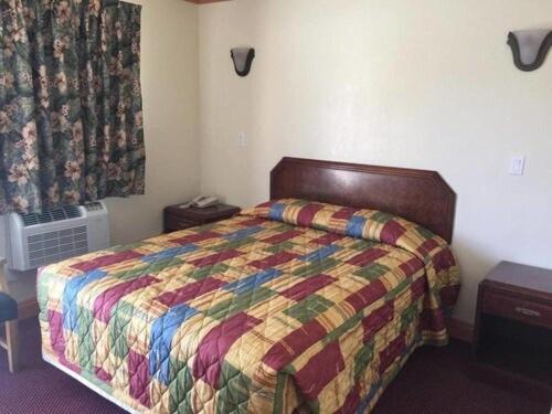 TRAVEL INN MOTEL, Los Angeles (updated prices 2024)