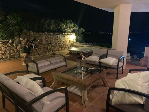 I Massi 2 La Maddalena Villa con terrazze nel Villaggio Piras, La ...