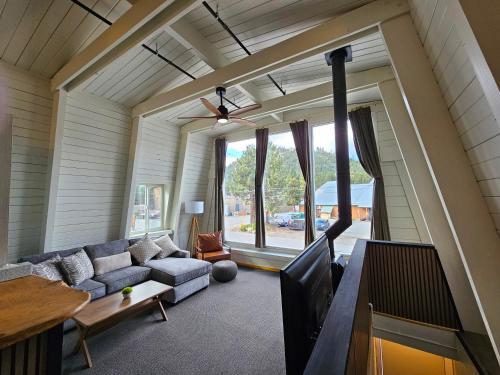 Cinnamon Bear Inn, Mammoth Lakes – Updated 2023 Prices