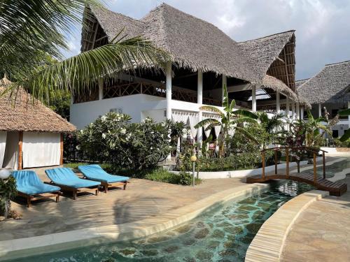 Paka House-Rafiki Village, Watamu (updated prices 2024)