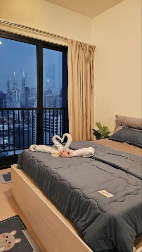 KLCC View with balcony Chambers Suites KL, Kuala Lumpur (updated prices ...