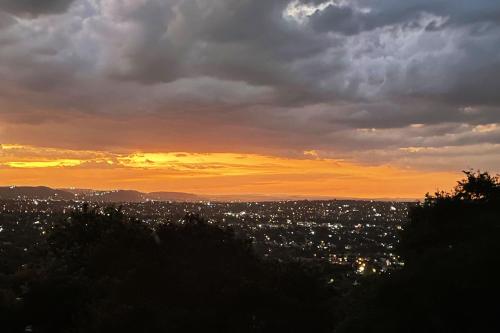 Luxury Boutique Nature Stay! Northcliff - Sunset Views, Solar, Work ...