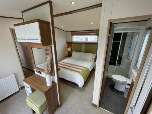 Golden Anchor - The Milano - Coastal Caravan Breaks, Chapel Saint ...