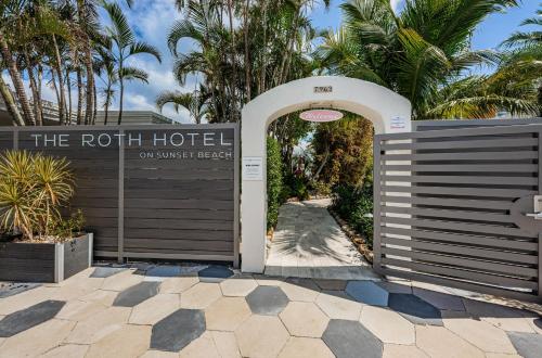 The Roth Hotel, Treasure Island, Florida, St. Pete Beach (updated ...