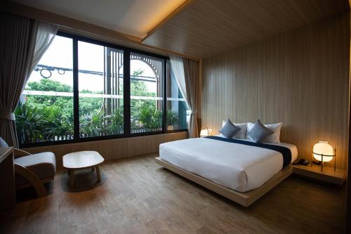 The Arch Phuket Hotel, Ban Ket Ho (updated prices 2024)