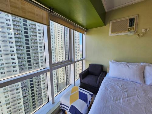 South of Market near High Street BGC Classy & Stylish Studio, central ...
