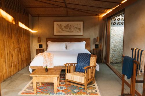 Masa Kini 3 BR Family Villa with Pool walking distance to Uluwatu Beach ...