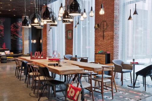 Moxy Tbilisi, Tbilisi (updated prices 2025)