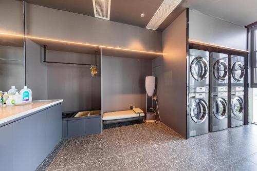 Atour Hotel Guangzhou Huangpu Development Zone Baoying, Guangzhou ...