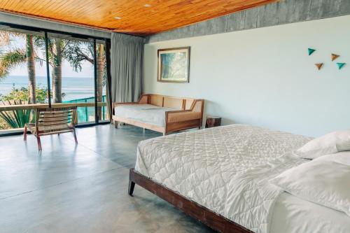 Puro Surf Hotel & Performance Academy, El Zonte (updated prices 2025)
