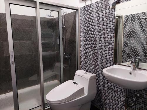 8988 Beach Resort, Ciawi (updated prices 2026)