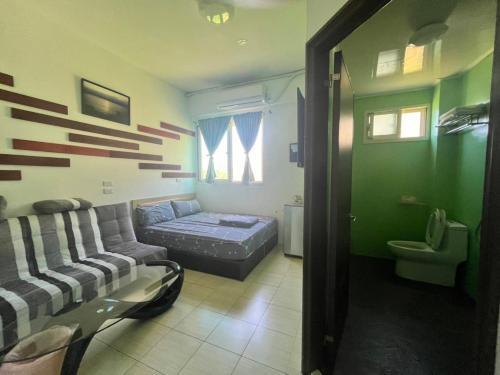 Green Island Starry Night Hostel, Green Island (updated prices 2024)