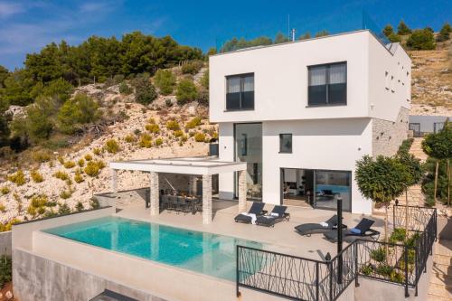 Villa GRC, Zaboric (updated prices 2024)