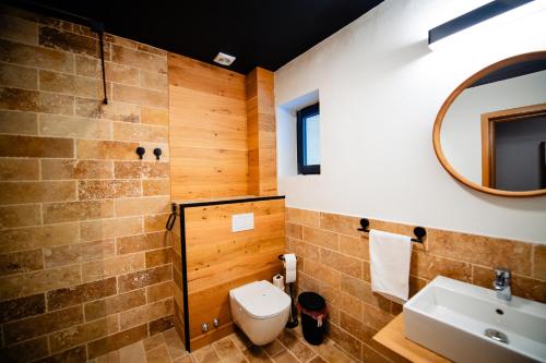 Complexul Turistic Cheile Butii, Câmpu lui Neag (prețuri actualizate 2025)