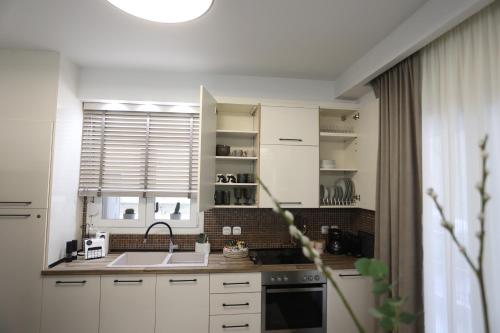 LA Larissa Luxury Apartments Thetis, Larisa (updated prices 2025)