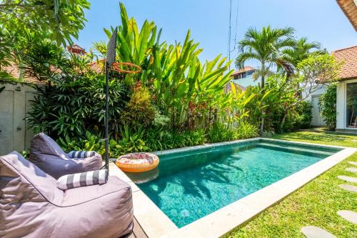 Jungle Amaranth Villa Canggu - Exclusive 3BR Retreat with Pool, Modern ...