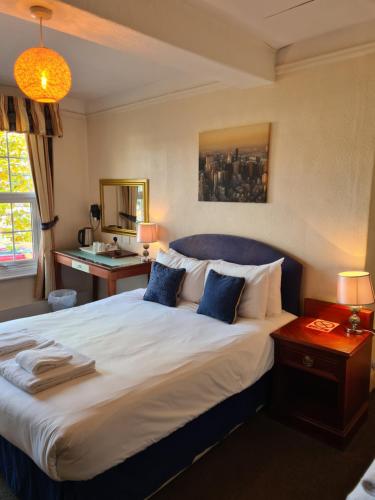 The Hillmorton Manor Hotel, Rugby (updated prices 2024)