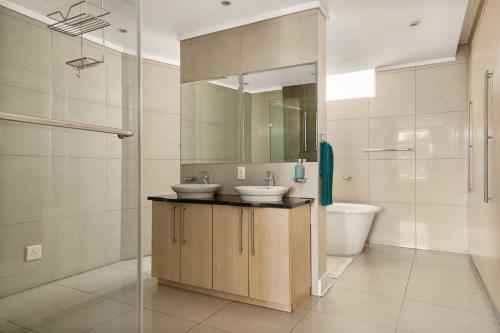 Hydro Park Residences in Sandton WITH GENERATOR, Johannesburg (updated ...