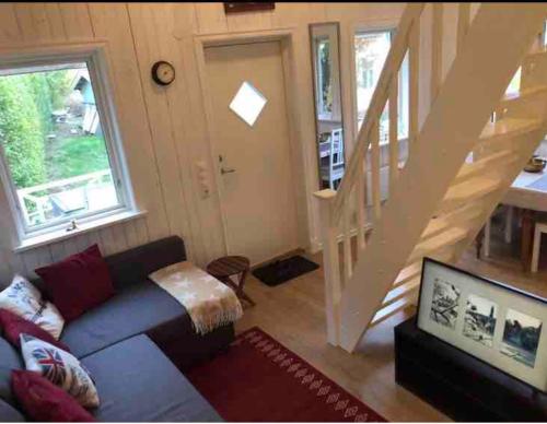 Charmig och mysig stuga i Saltsjöbaden, Saltsjöbaden (updated prices 2024)