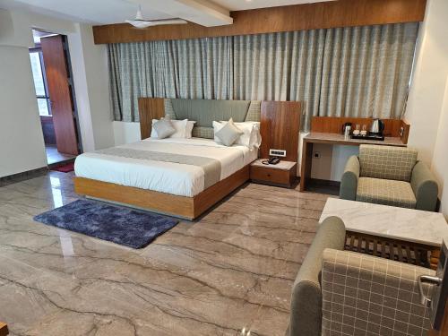 RDS HOTEL, Ahmedabad (updated prices 2024)