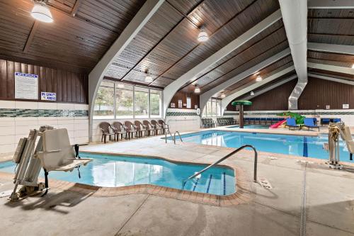AmericInn by Wyndham Rochester Near Mayo Clinic, Rochester (updated ...